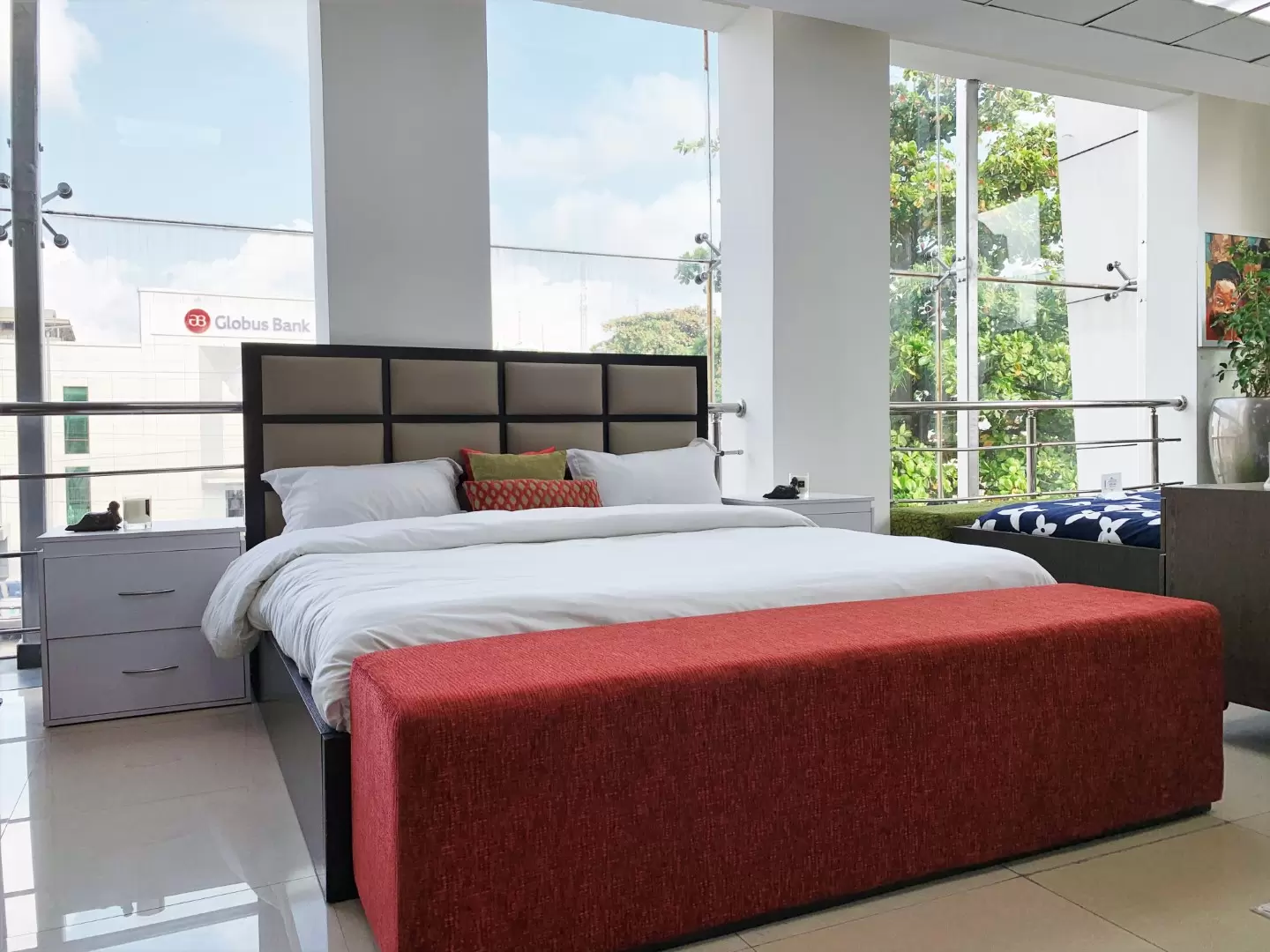 Rodrigo Bed – DO-II Designs